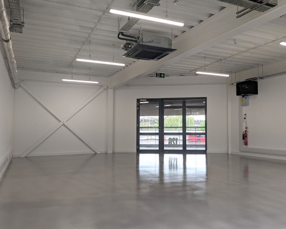 Large studio for rent in West London - Great Western Studios